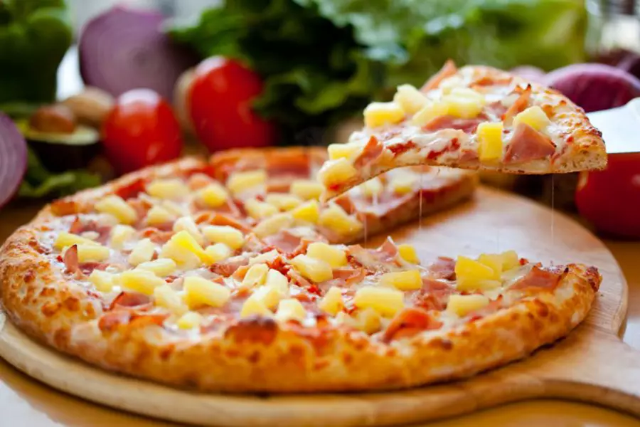 самая популярная в Австралии пицца с начинкой из ананасов