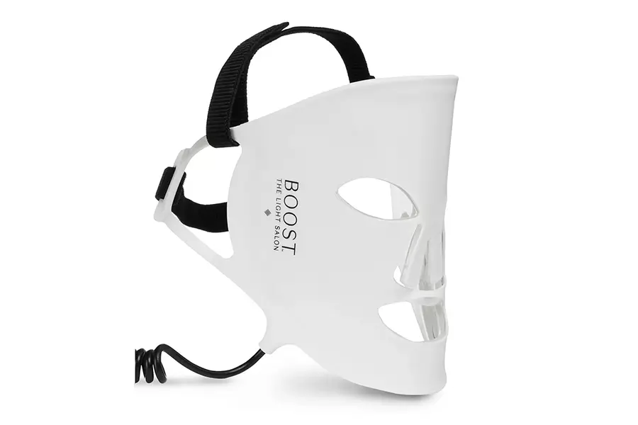 Sprievodca vianočnými darčekmi Groomer The Light Salon Boost Advanced LED Light Therapy Face Mask