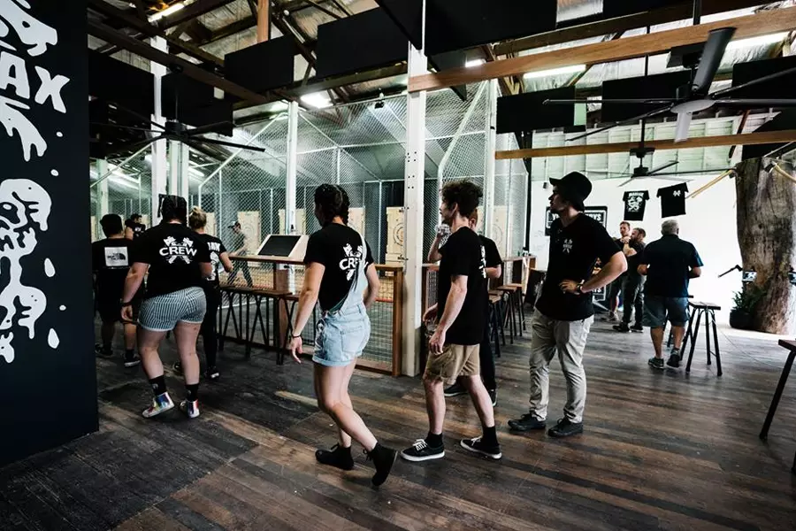 Maniax Axe Throwing