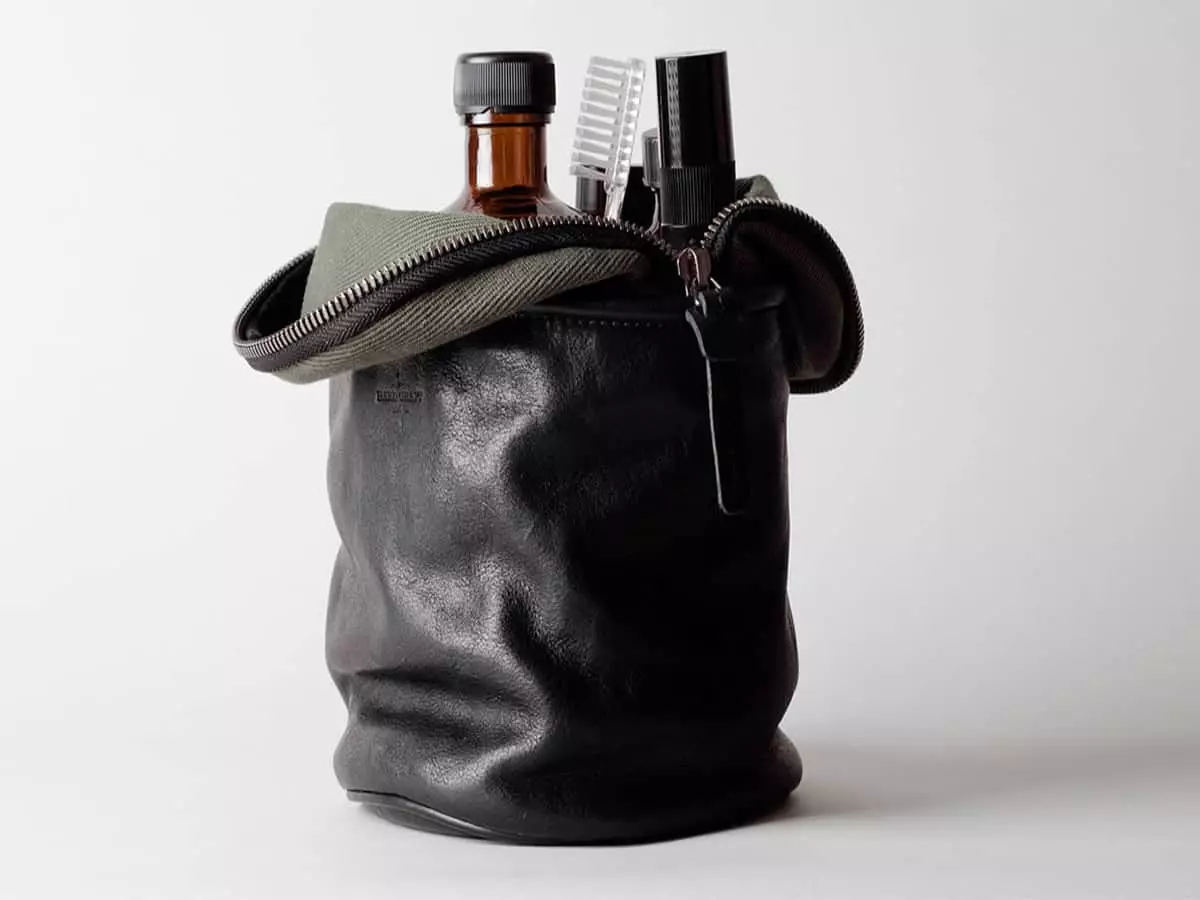 Igishushanyo gikomeye cyo Kuvugurura Dopp Kit Classic