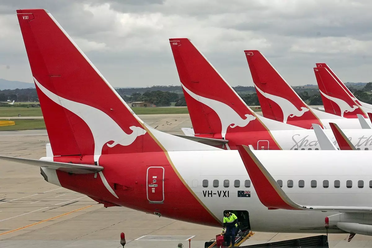 Qantas Loss بين الاقوامي پروازون 1