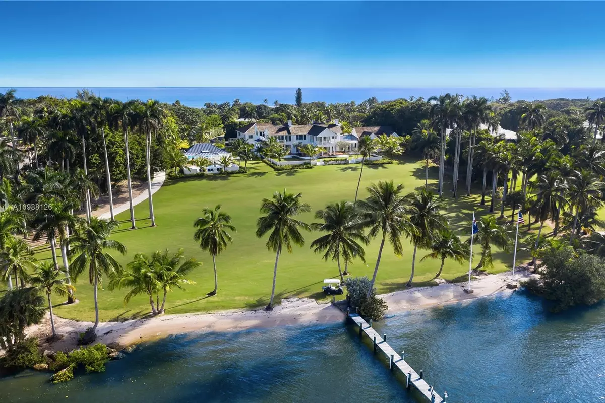 Ang Legend sa Golf nga si Greg Norman's Insane $78 Million Jupiter Island Compound Gibaligya 7159_10