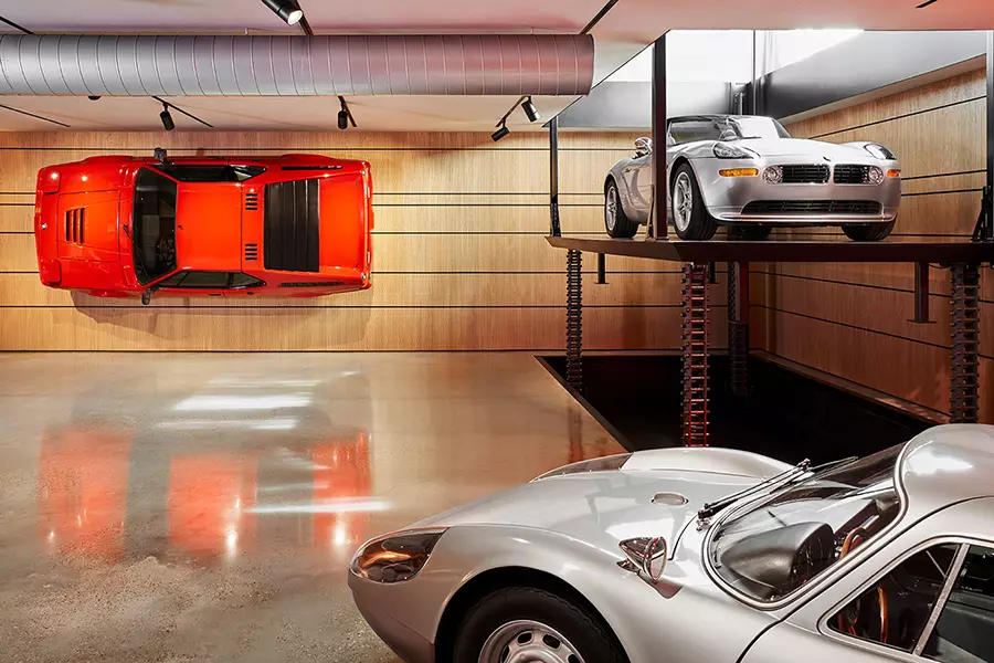 $ 10M Ferris Bueller 'Dream Garage' 5