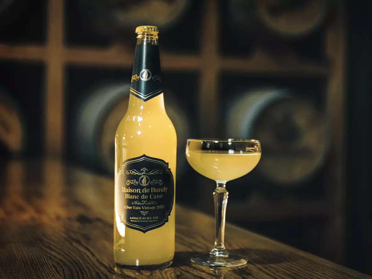 Bundaberg Rum presenta lujosas botellas de edición limitada "Sugarcane Champers".