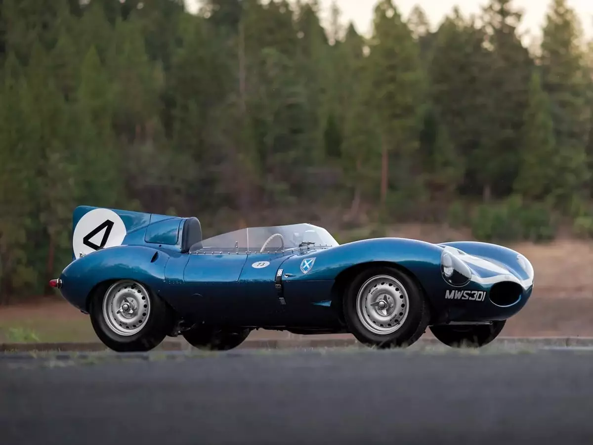 13 1955 jaguar d түрі 21 780 000
