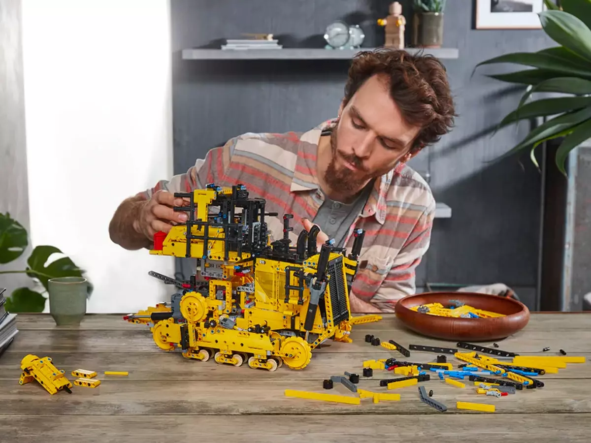 Sepana Lego pisîka d11 Buldozer 4 kontrol kir