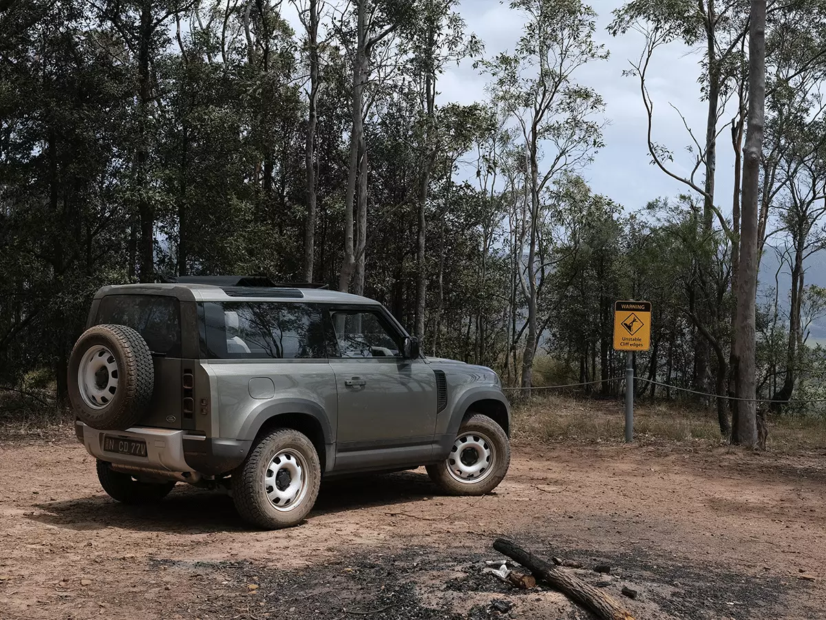 2022 Land Rover Defender 90 bei 125r 1