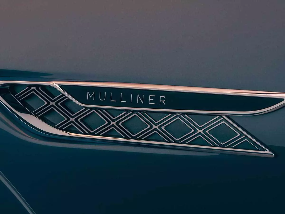 Bentley lentävä spur mulliner sisäpuoli