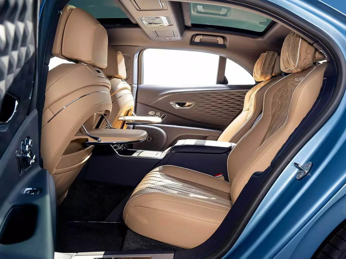 Bentley flying spur mulliner backseat