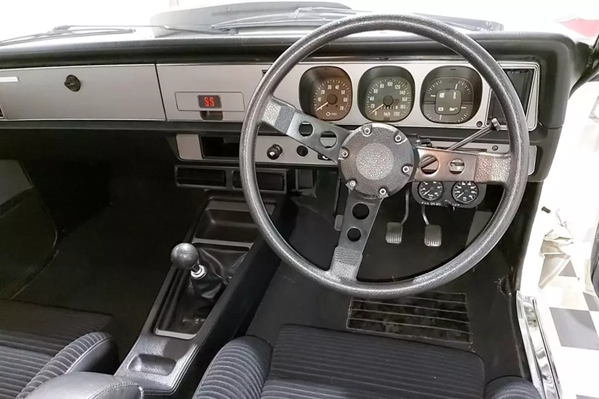 1977 టోరానా a9x 1