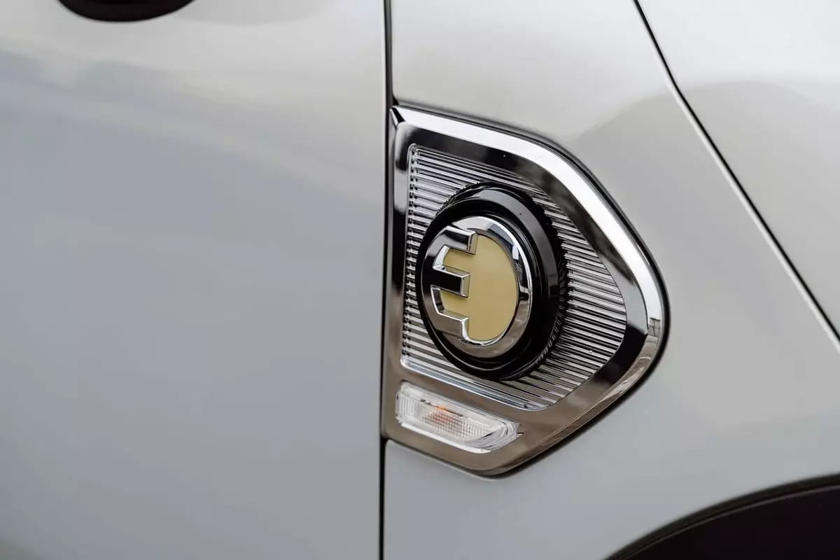 Mini Plug an Hybrid Countryman 4