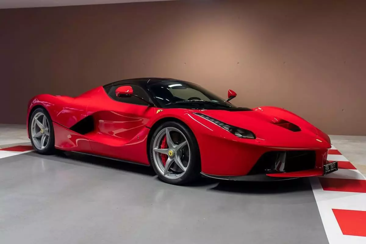 Sebastiano Vettelio „Ferrari“ kolekcija