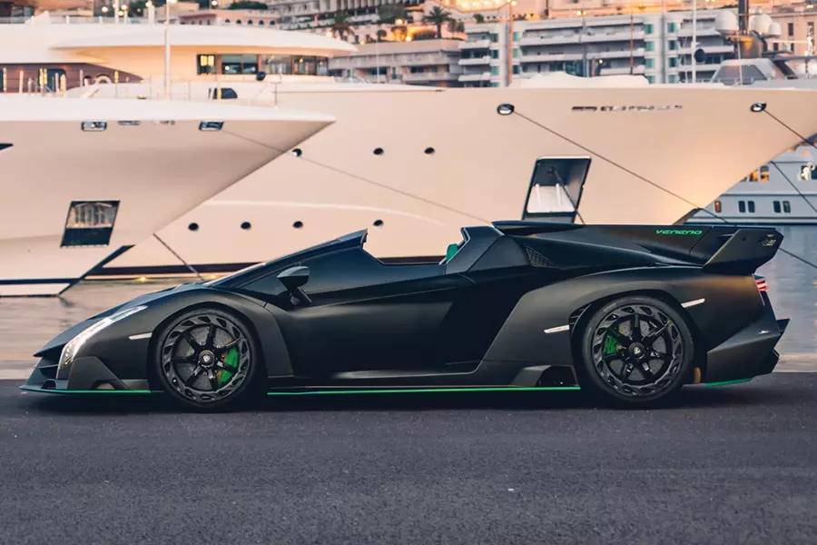 RM Sothbys 2015 Lamborghini Veneno Roadster