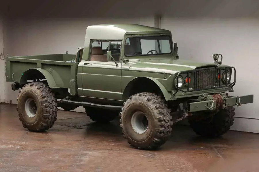 kaiser jeep side view