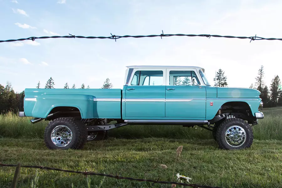 chevvy ponderosa teherautó oldalnézete