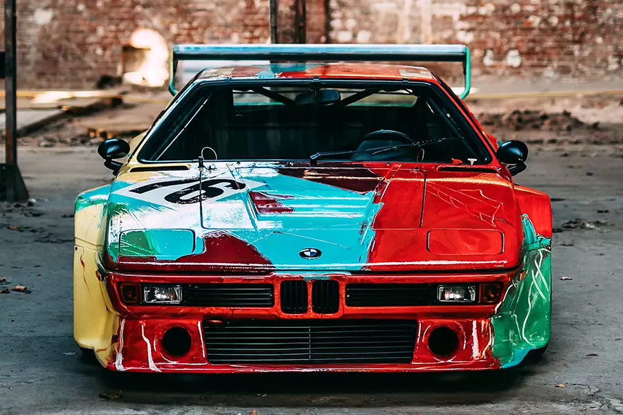 το αγωνιστικό αυτοκίνητο bmw m1 του Andy Warhol