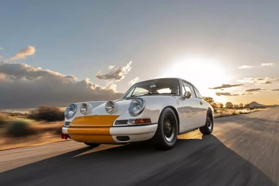 Emory Outlaw 911K Porsche Racing Royalty Retooled ہے۔
