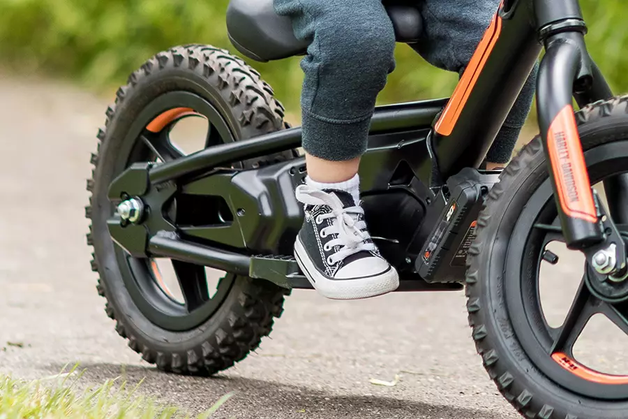 Ang Electric Balance Bike ng Harley-Davidson ay para sa Future Riders 8129_4