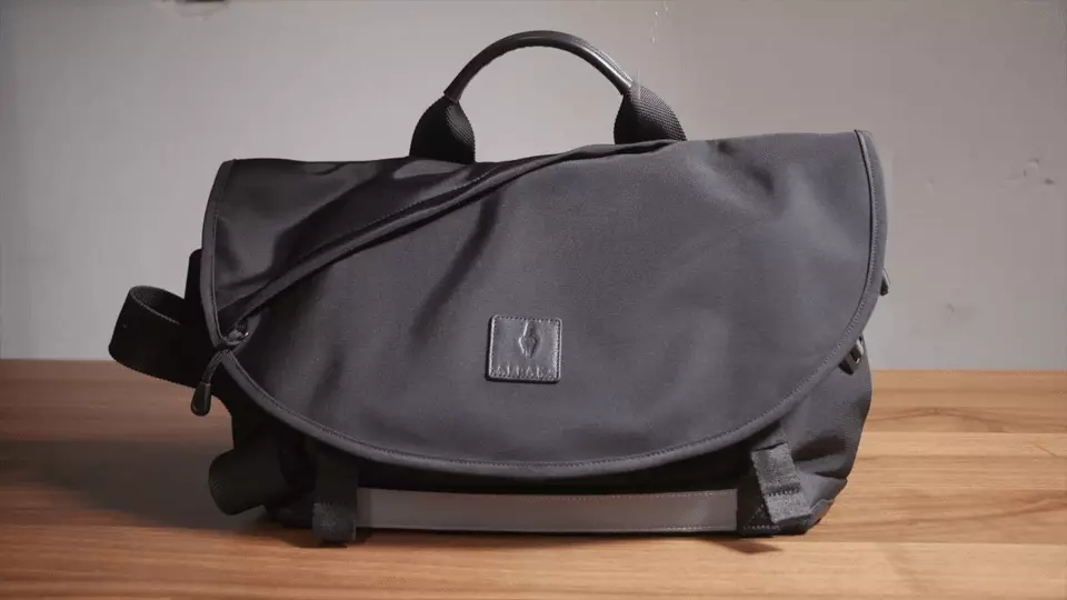 messenger bag vodeodolný test s vysokým rozlíšením