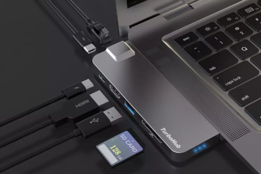 „Nejrychlejší“ SSD na světě a rozbočovač USB-C 6 v 1 společnosti TurboHub 8363_1