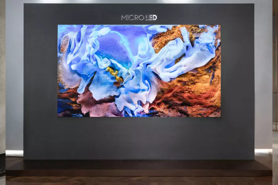 A Samsung bemutatta a 110 hüvelykes MicroLED TV-t 200 000 dollár értékben 8697_1