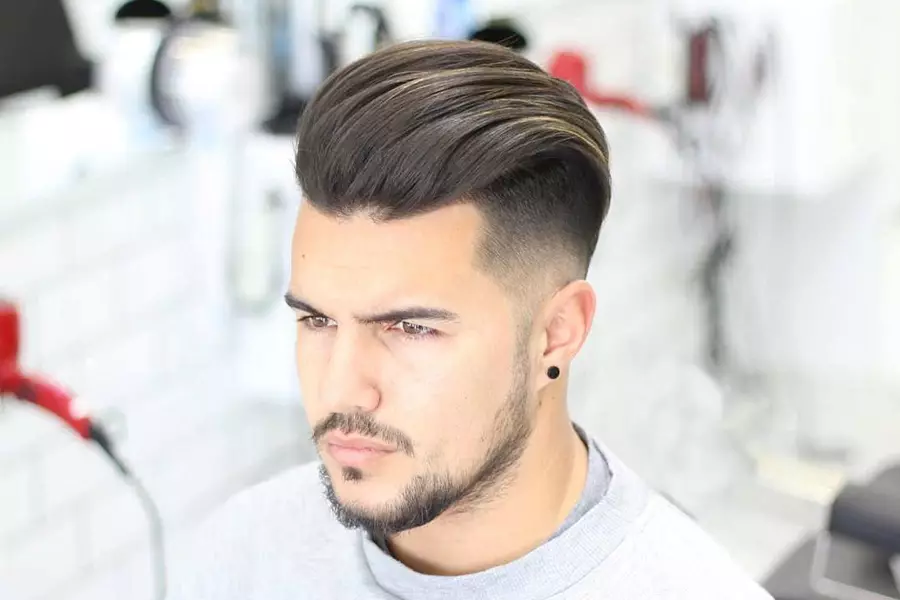 Quiff saç düzümü