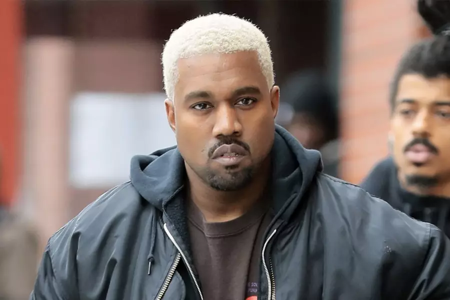 Kanye West ndi Blonde Tsitsi
