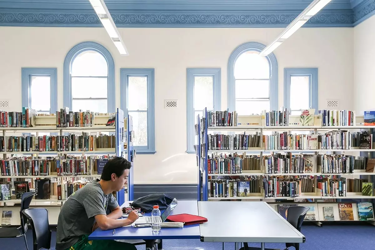 Najbolje knjižnice u Sydneyu Knjižnica Waterloo