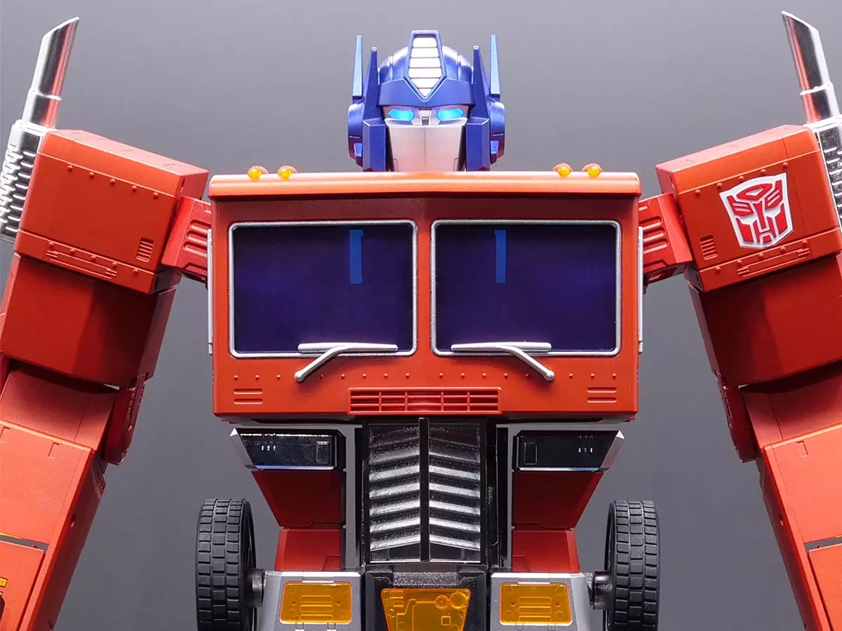 Hasrbo robot optimus prime 10